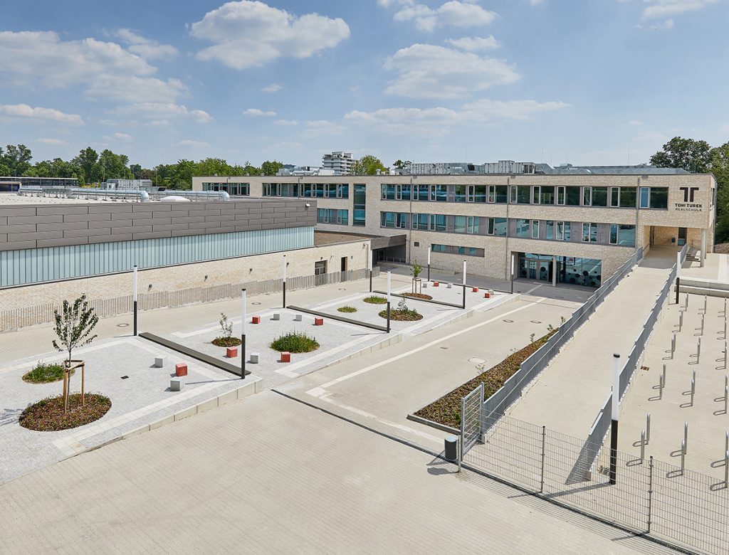 Toni Turek Realschule + 3 Feld-Sporthalle Düsseldorf - Dohle + Lohse ...